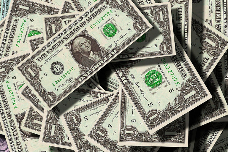 Watch the Declining Dollar – Goldco